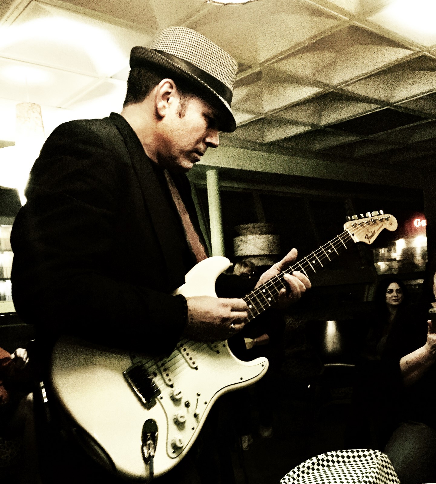 Photos of Gregg Sansone Entertainer Solo Artist
